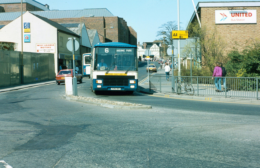 A view from the north: The Glory Days of Bus Driving. – Autobritannia