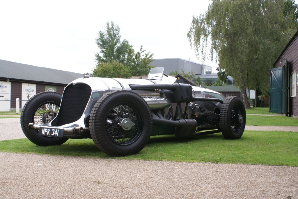 Homespun Homage: The Cummins – Railton. – Autobritannia