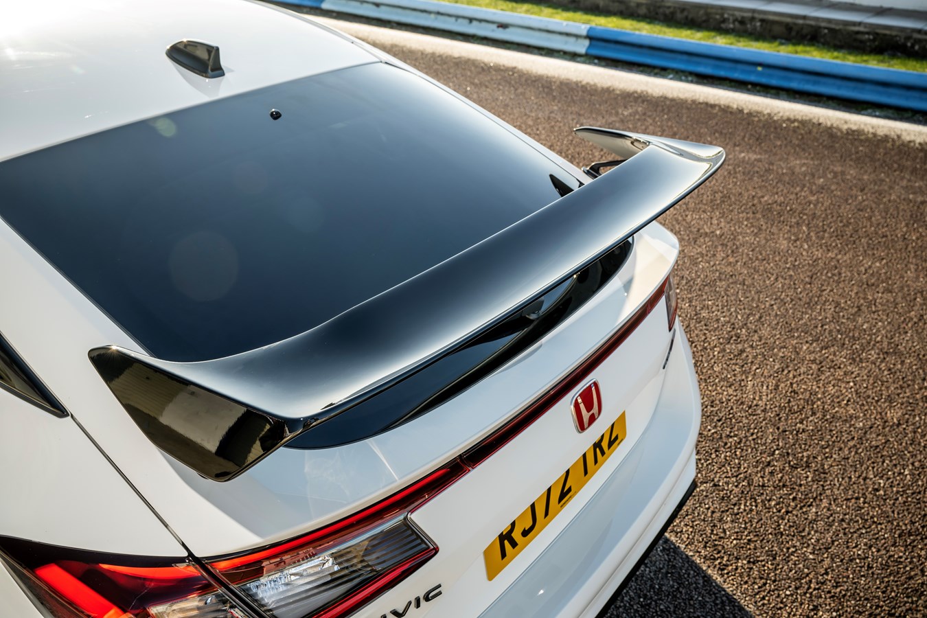 Time Well Spent: Honda Civic Type R – 10/10 – Autobritannia